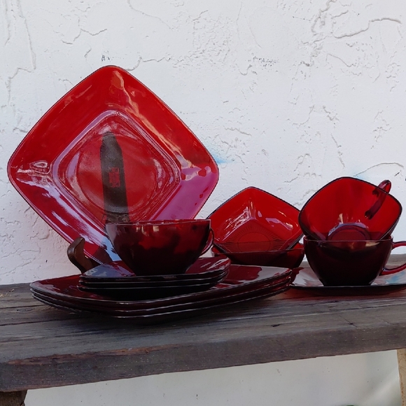 Anchor Hocking | Dining | Vintage Royal Ruby Red Anchor Hocking Set ...